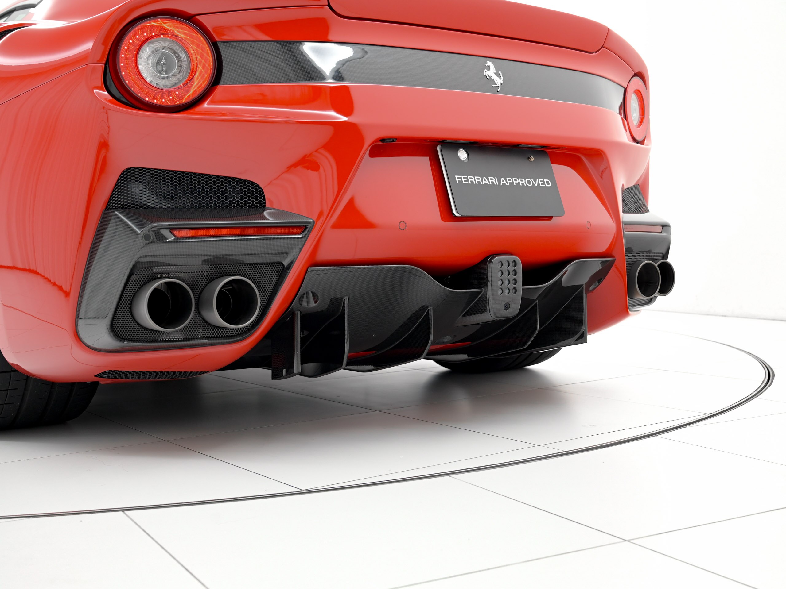 Ferrari F12tdf • EFJ Co., LTD